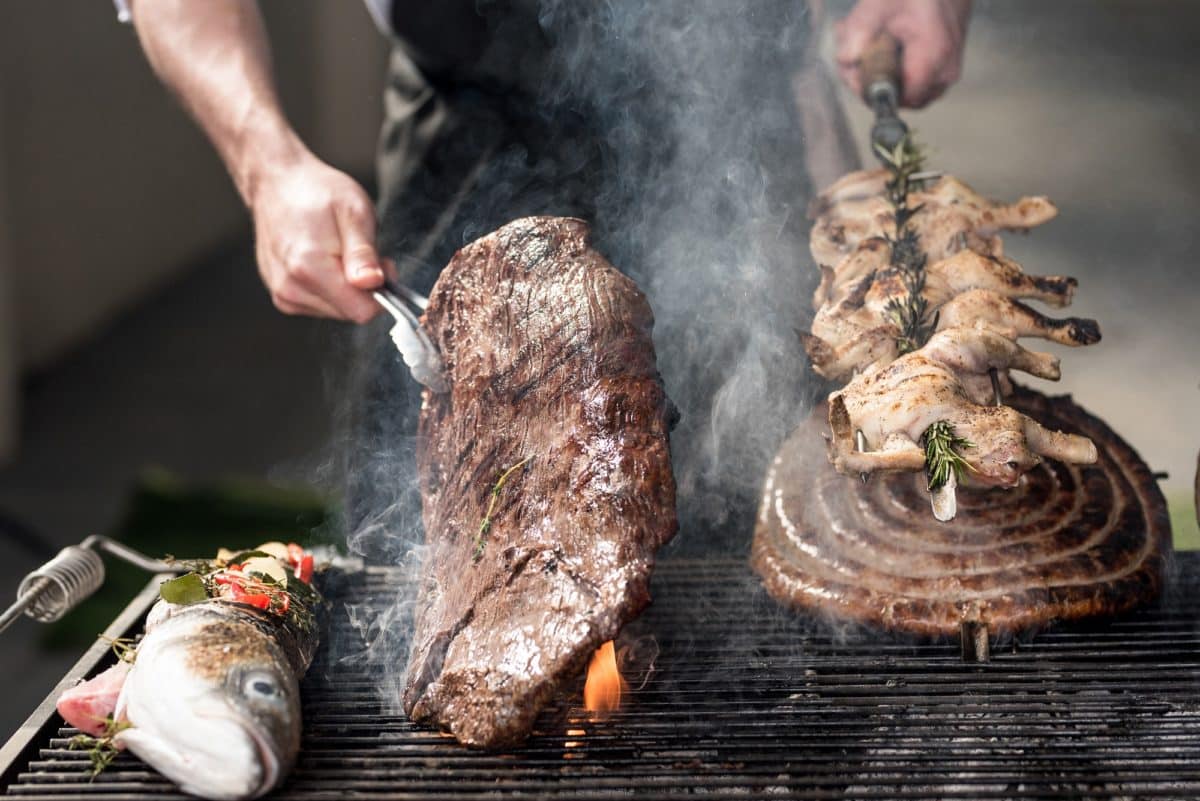 The Ultimate Guide to Outdoor Grill Catering Menus - Vanilla Bean